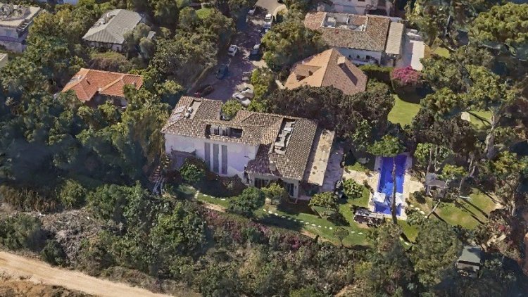 Superstar Broker’s Luxury Villa in Tzahala Sells for Record Price